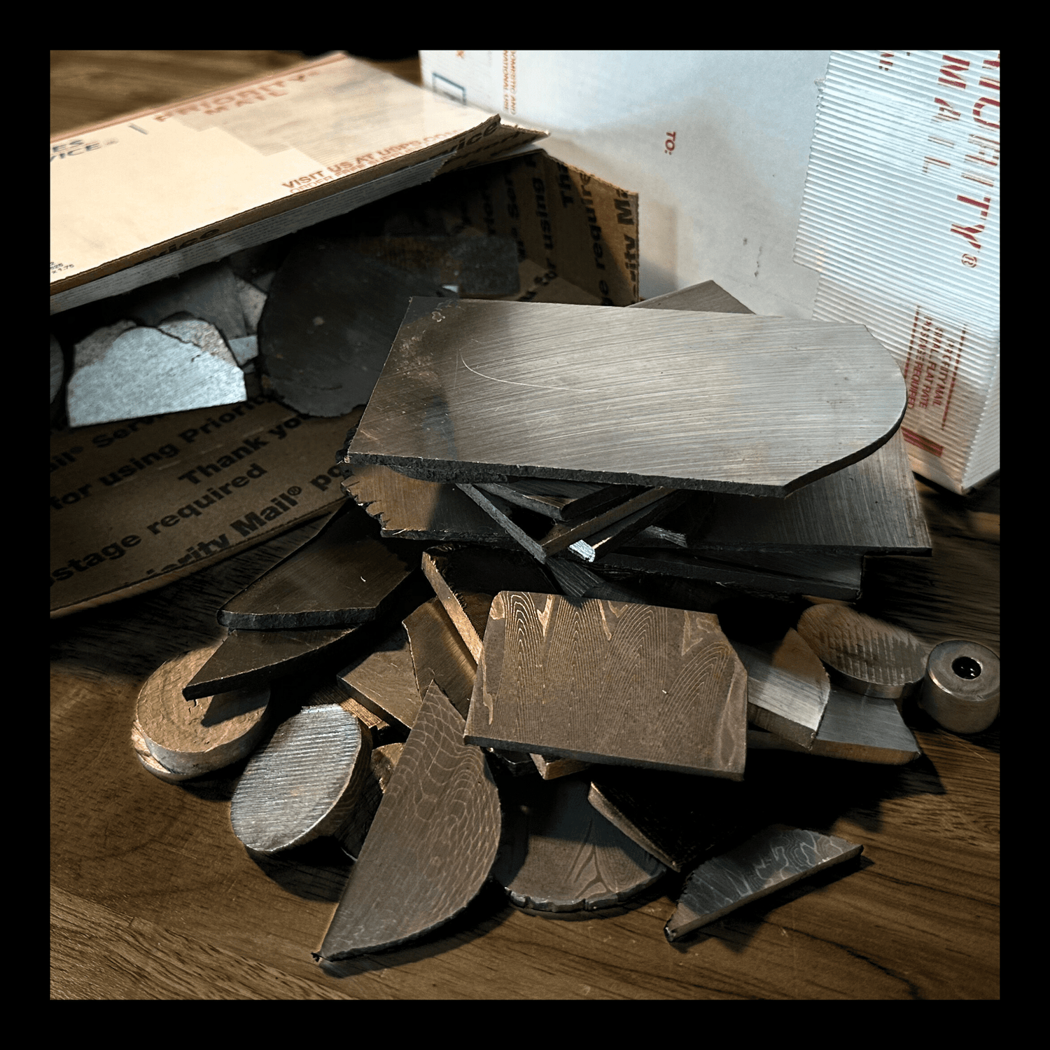 Stainless & Carbon Damascus Steel Billets | Vegas Forge USA